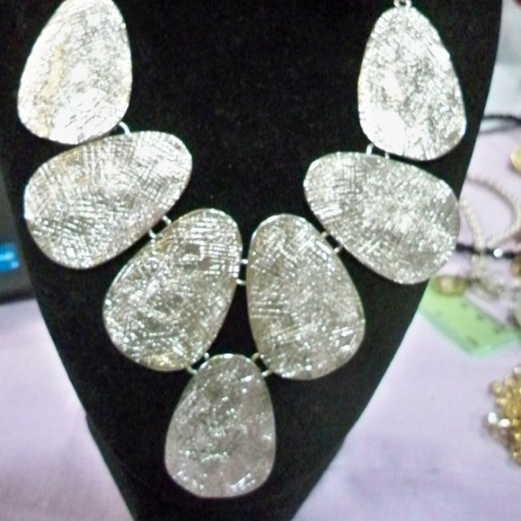 Jewelry | Textured Metal Necklace In Silver Tone | Poshmark
